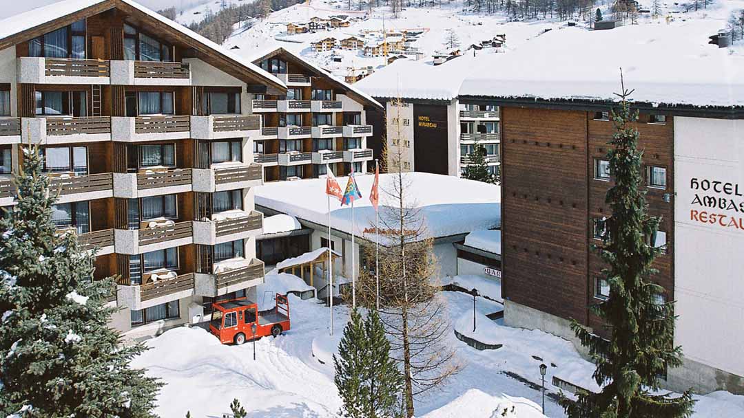 Hôtel Ambassador, Zermatt | Mennokie